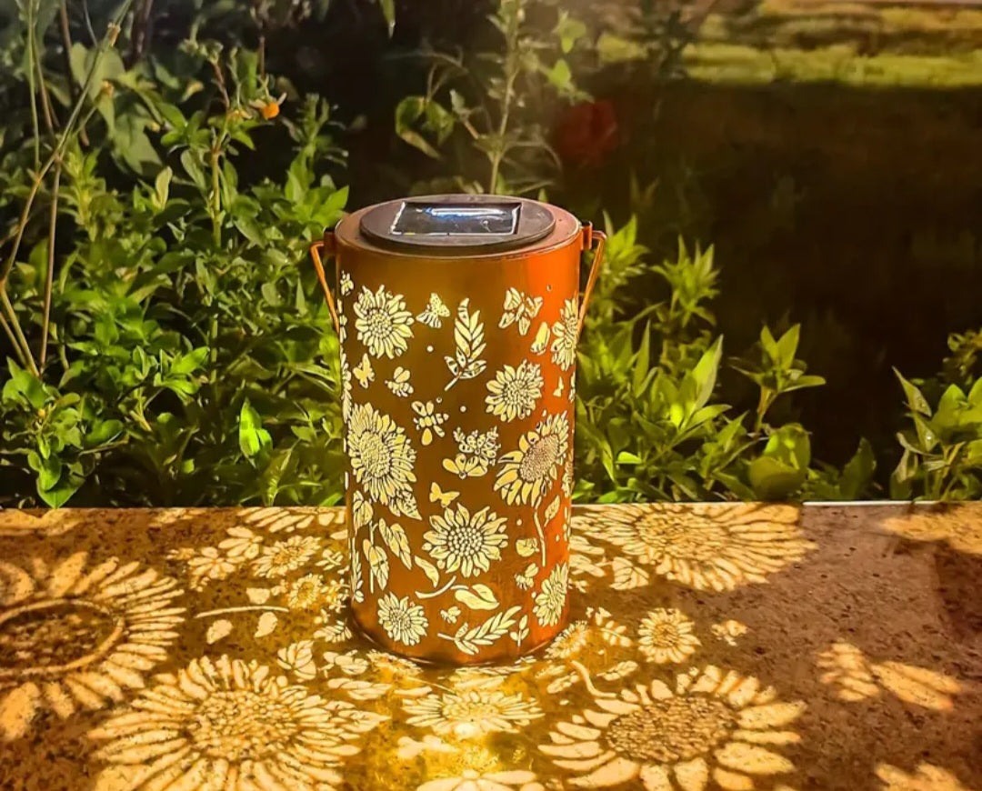 Sunflower Solar Table Light – Southern Gals & Company